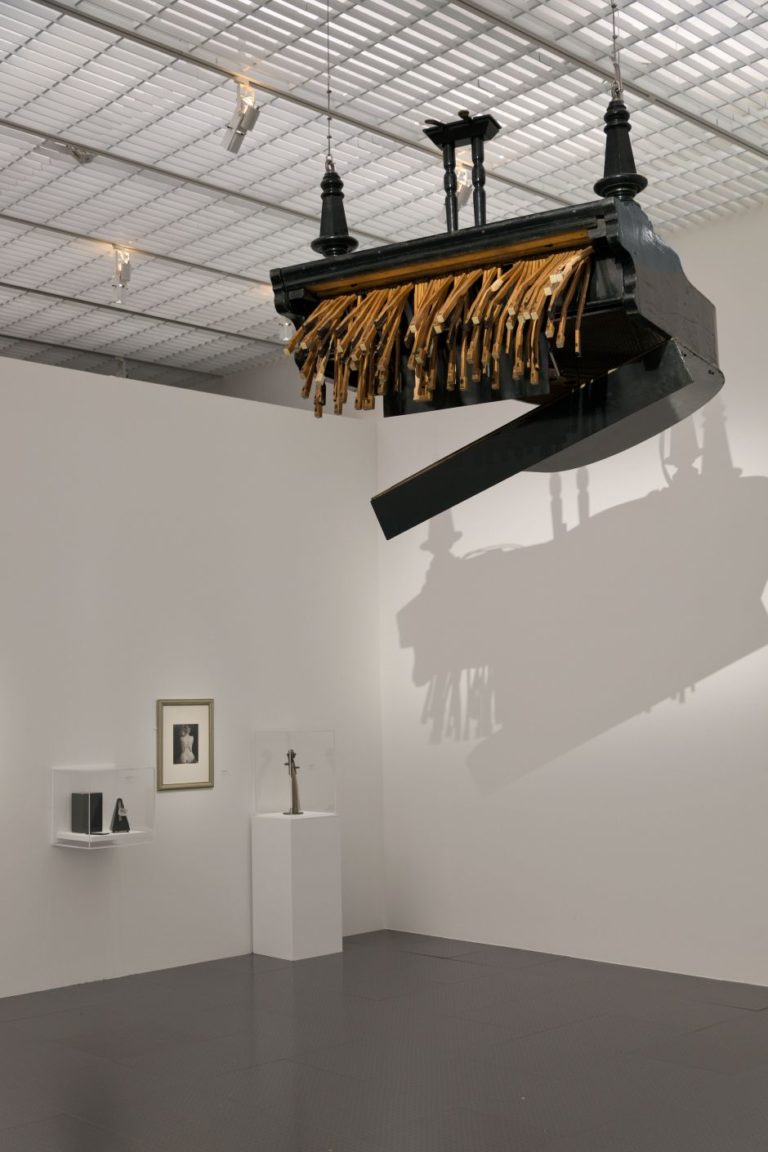 Rebecca Horn, Concert for Anarchy [Concert pour l’anarchie], 1990 ...